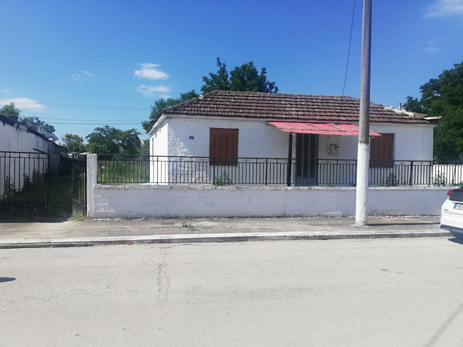 ΠΩΛΕΙΤΑΙ ΜΟΝΟΚΑΤΟΙΚΙΑ